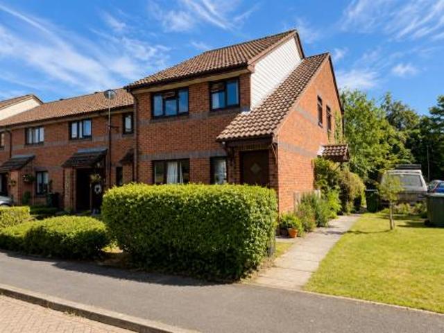 2 bedroom Maisonette To Let