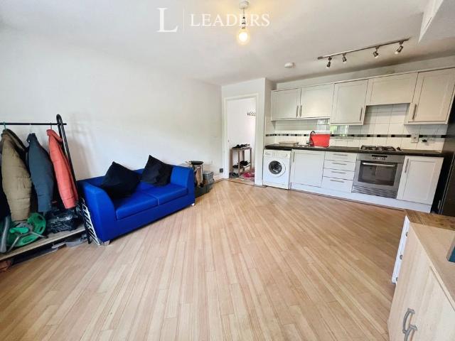 2 bedroom maisonette to rent Blackbird Drive, Bury St. Edmunds, IP32