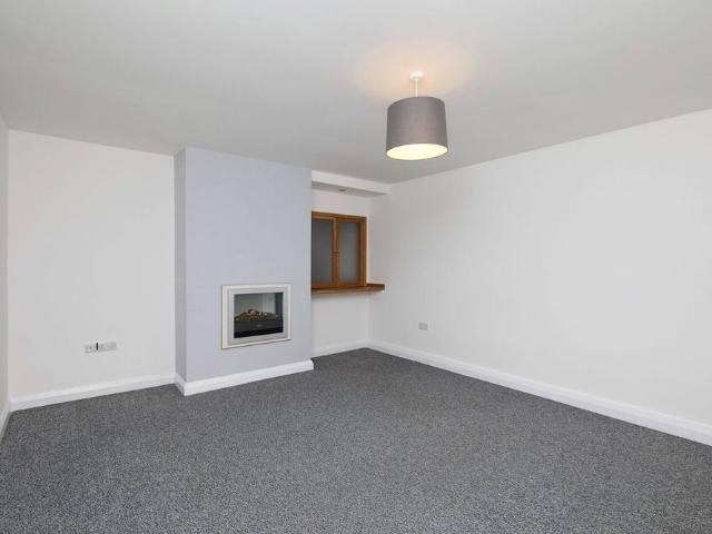 2 bedroom maisonette to rent Crecy Close, Derby, Derbyshire, DE22