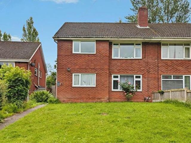 2 Bedroom Maisonette To Rent In Marion Way, Hall Green, Birmingham, B28