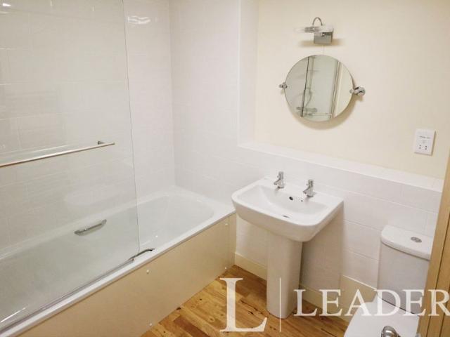 2 bedroom maisonette to rent Peartree House, South Road, Harlow, CM20