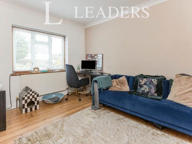 2 bedroom maisonette to rent St. Johns Hill, Sevenoaks, TN13