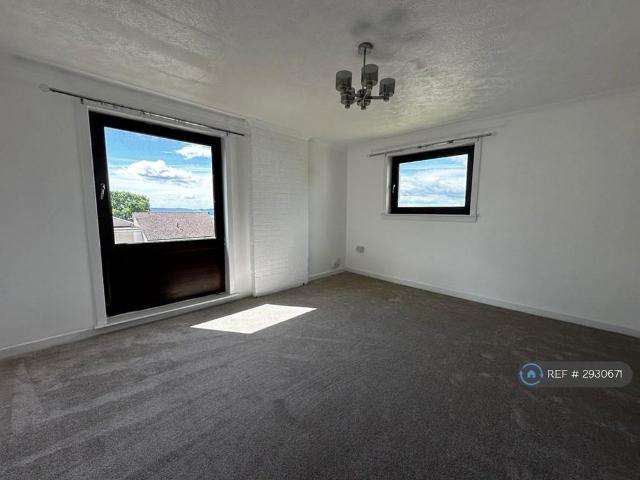 2 bedroom maisonette to rent