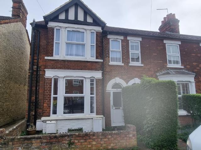 2 bedroom maisonette to rent