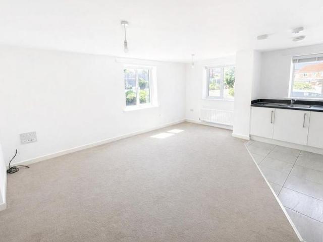 2 bedroom maisonette to rent
