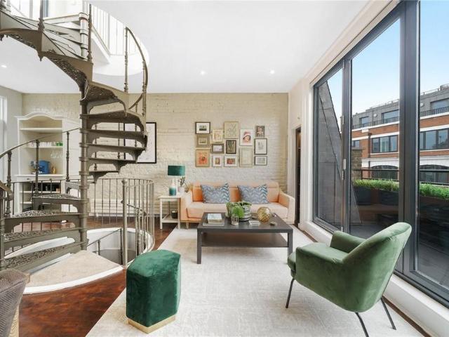 2 bedroom maisonette to rent