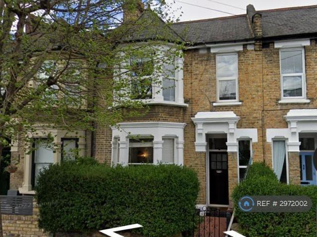 2 bedroom maisonette to rent