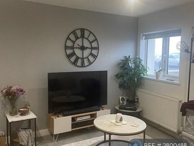 2 bedroom maisonette to rent