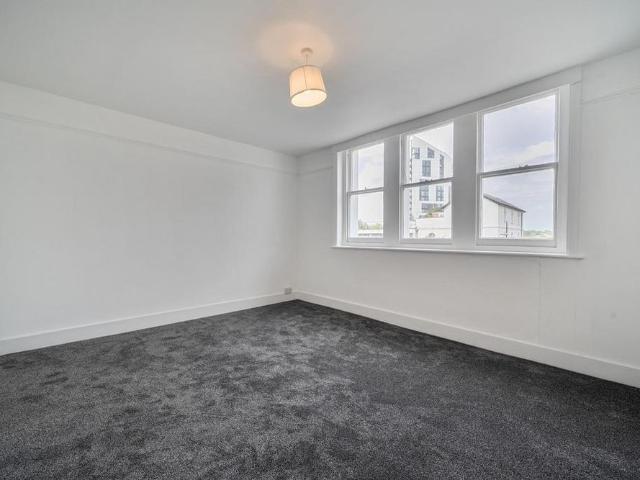 2 bedroom maisonette to rent