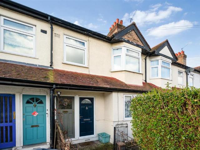 2 bedroom maisonette to rent