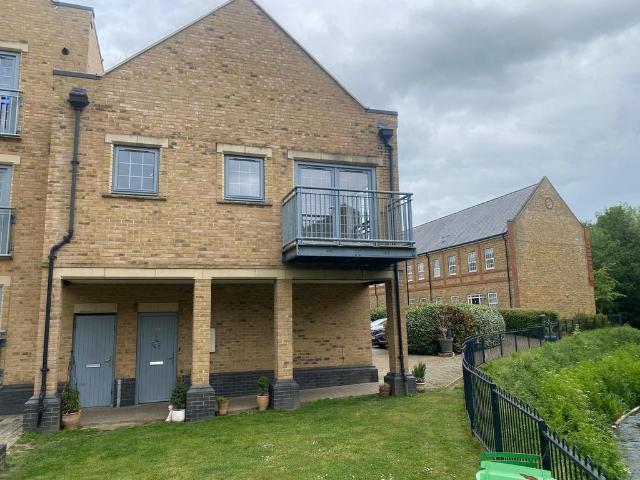 2 bedroom maisonette to rent
