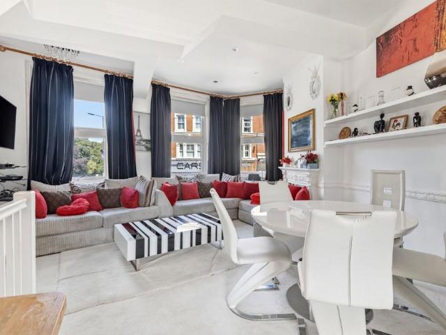 2 bedroom maisonette to rent