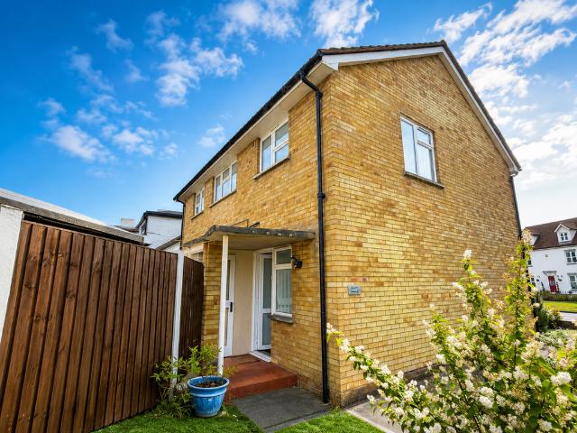 2 bedroom maisonette to rent