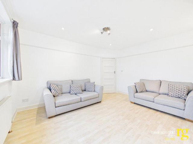 2 bedroom maisonette to rent