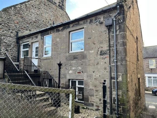 2 bedroom maisonette to rent