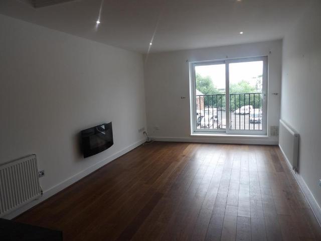 2 bedroom maisonette to rent
