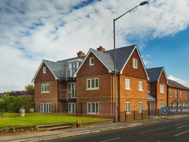 2 bedroom maisonette to rent