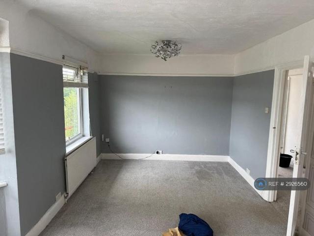 2 bedroom maisonette to rent