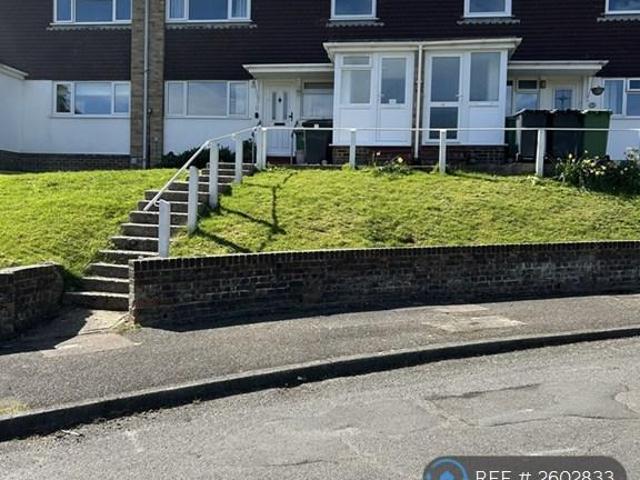 2 bedroom maisonette to rent