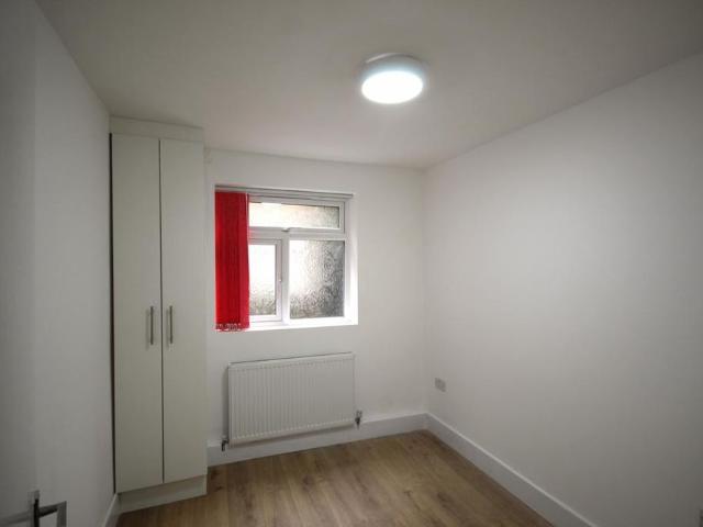 2 bedroom maisonette to rent