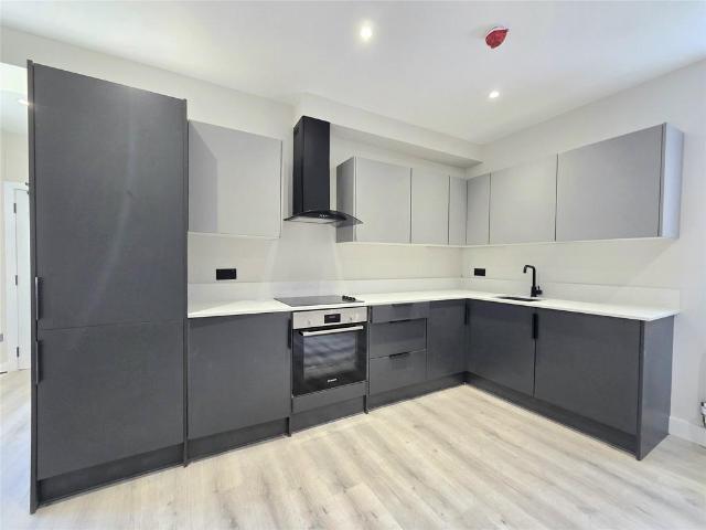 2 bedroom maisonette to rent