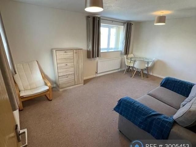 2 bedroom maisonette to rent