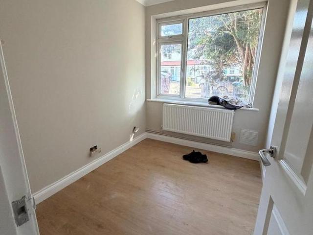 2 bedroom maisonette to rent