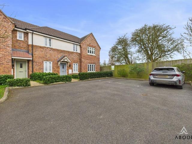 2 bedroom maisonette to rent