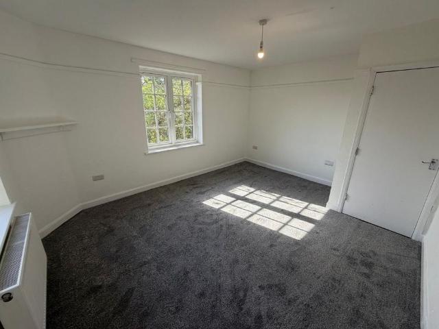 2 bedroom maisonette to rent