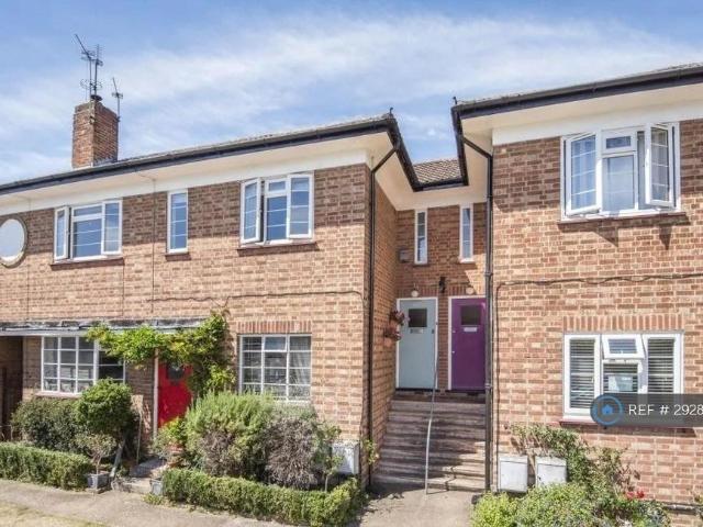 2 bedroom maisonette to rent