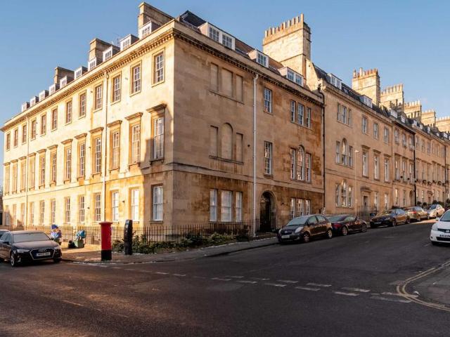 2 bedroom maisonette to rent
