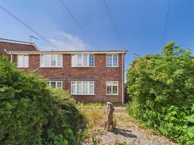 2 bedroom Maisonette to rent