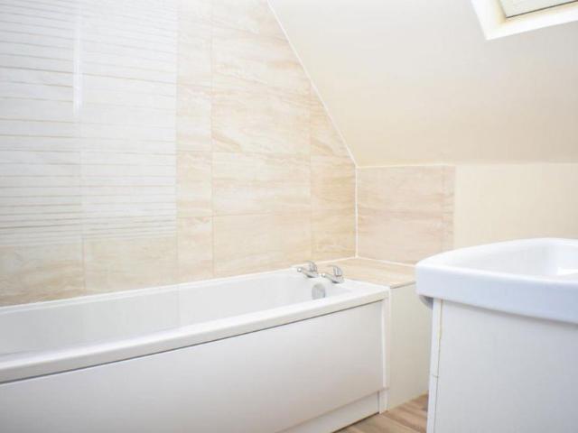 2 bedroom maisonette to rent