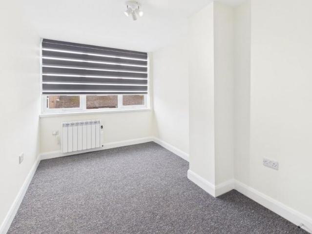 2 bedroom maisonette to rent