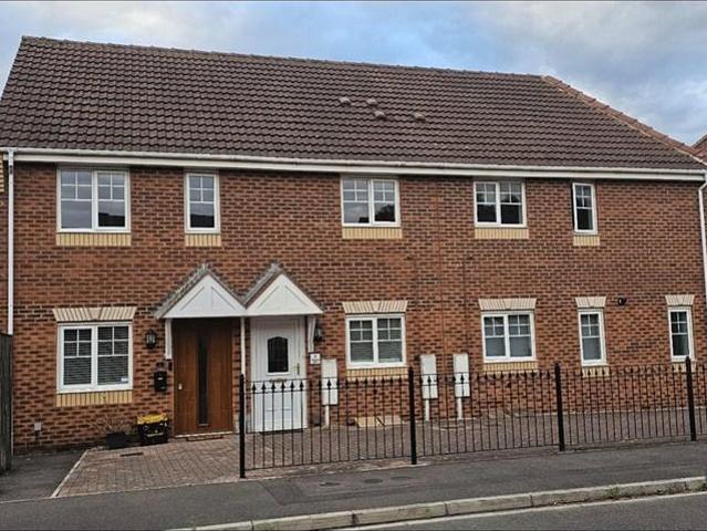 2 bedroom maisonette to rent