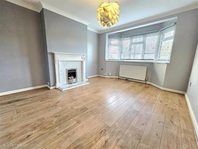 2 bedroom maisonette to rent