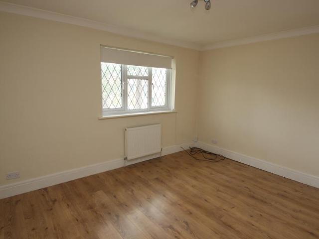 2 bedroom maisonette to rent