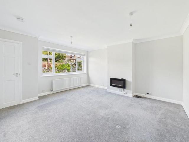 2 bedroom maisonette to rent