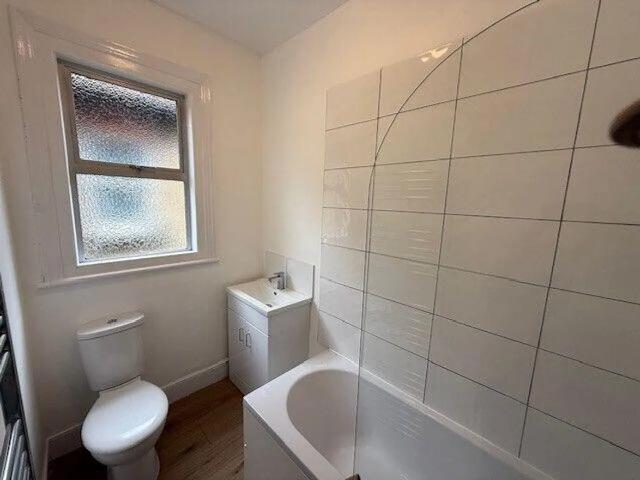 2 bedroom maisonette to rent