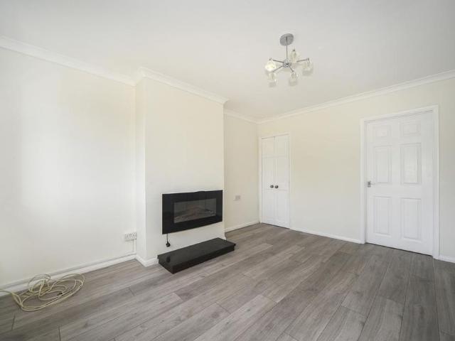 2 bedroom maisonette to rent