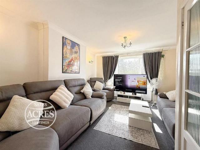 2 bedroom maisonette to rent