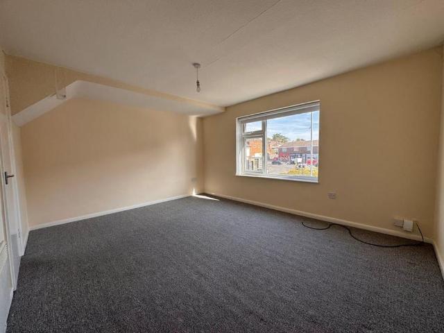 2 bedroom maisonette to rent