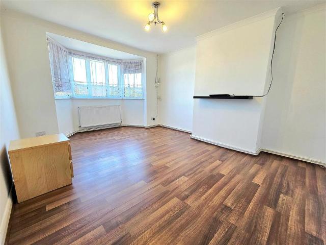 2 bedroom maisonette to rent