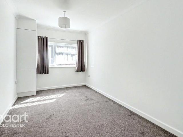 2 bedroom maisonette to rent