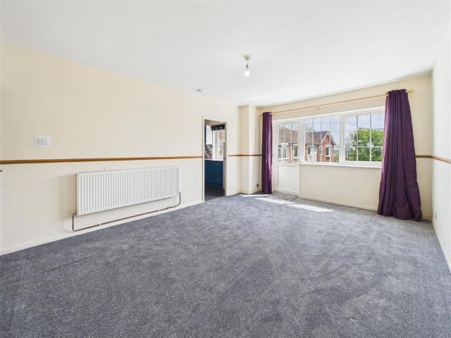2 bedroom Maisonette to rent