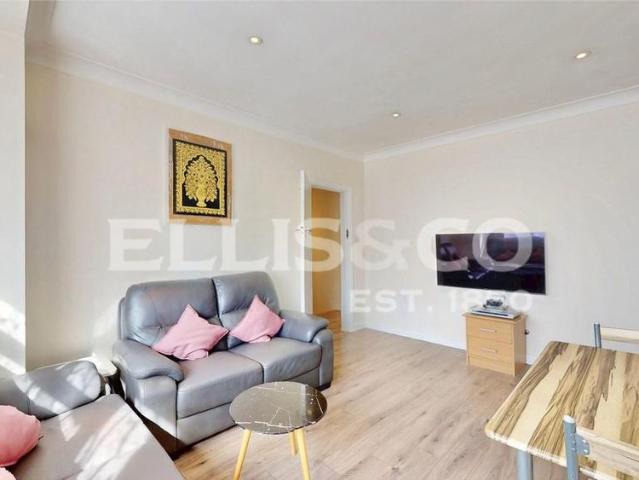 2 bedroom maisonette to rent