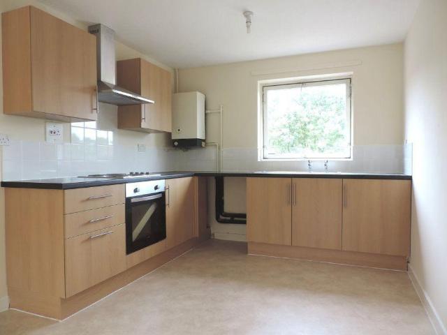 2 bedroom maisonette to rent