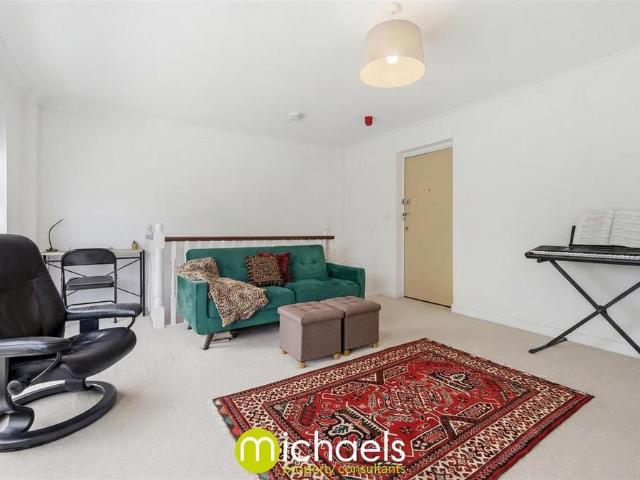 2 bedroom maisonette to rent