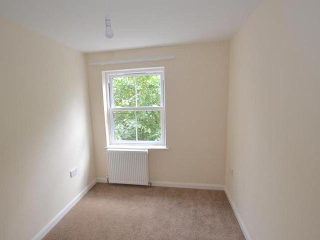 2 bedroom maisonette to rent