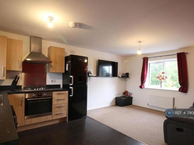 2 bedroom flat to rent